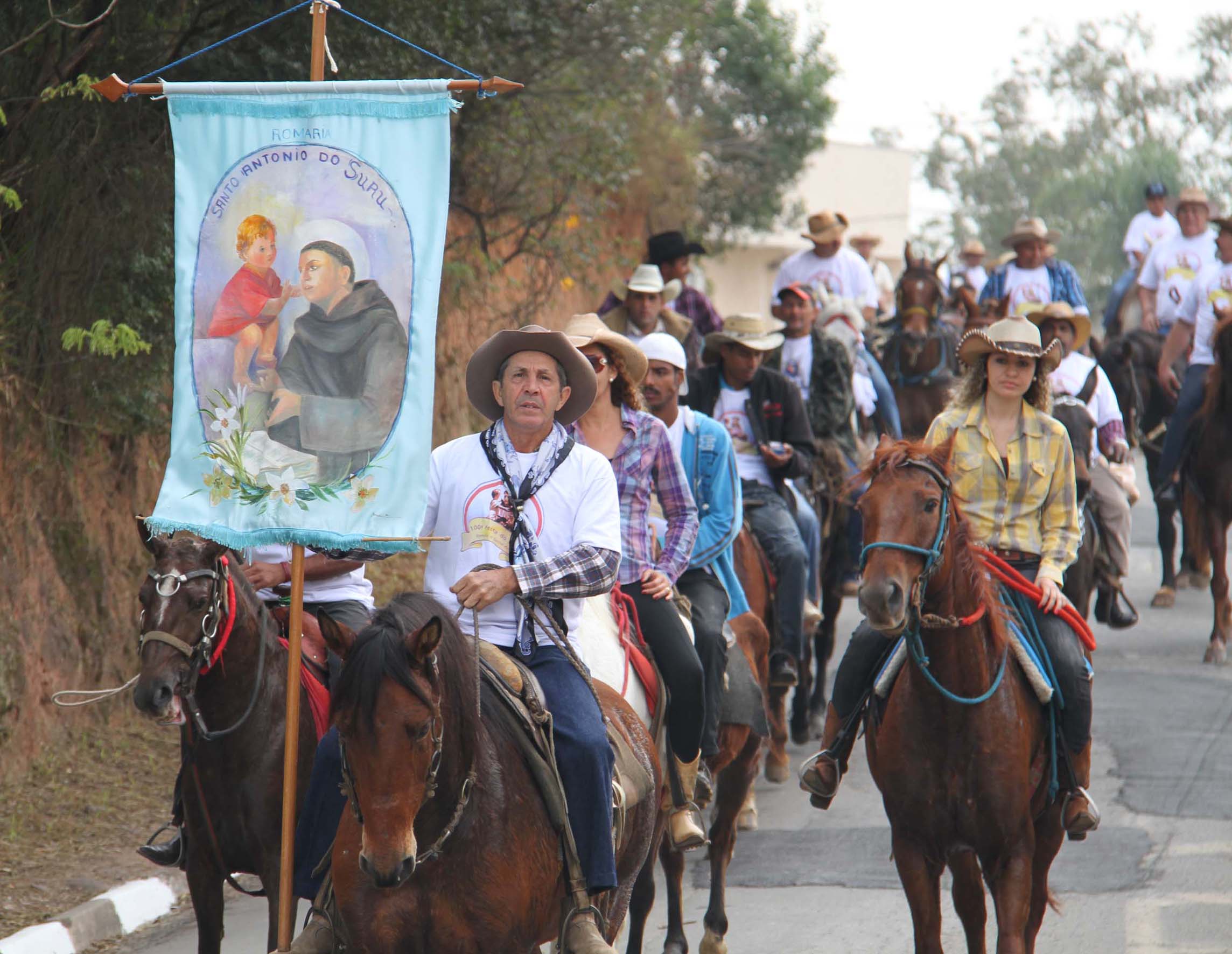 Festa de Santo Antônio do Suru chega à 110ª edição com procissão e ...