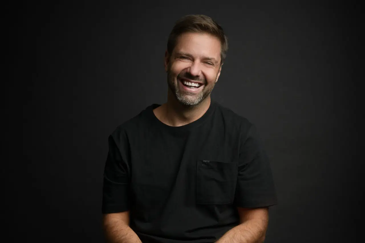 Fábio Rabin apresenta show “Ladeira Abaixo” em Santana de Parnaíba ...